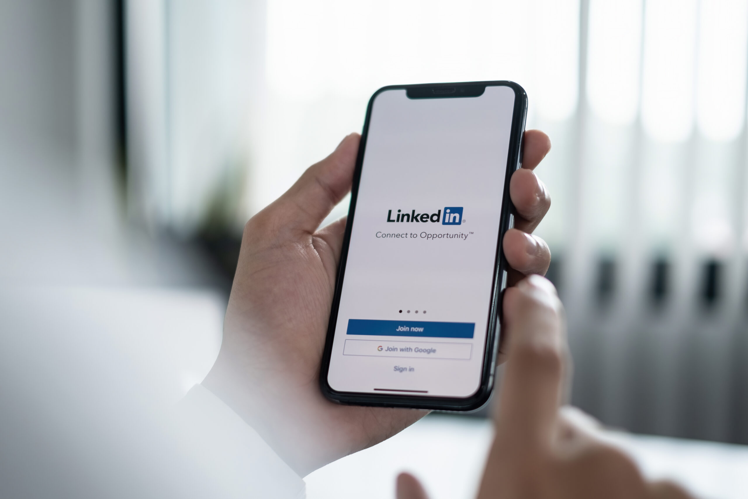 10 lihtsa sammuga eduka LinkedIn ettevõtte profiilini - Nobel Tech